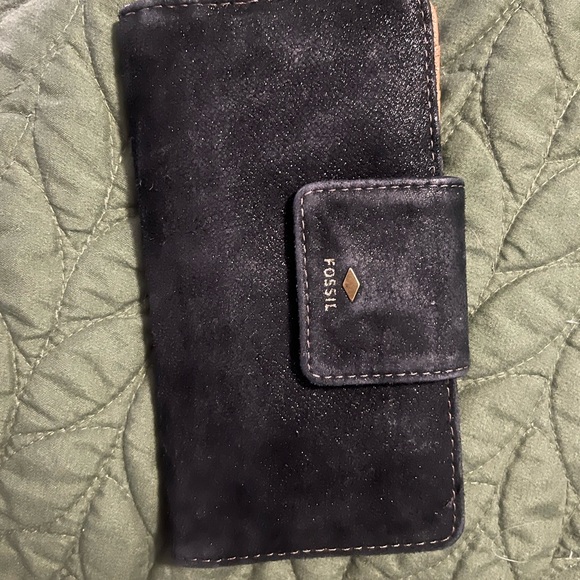 Fossil | Bags | Fossil Wallet | Poshmark